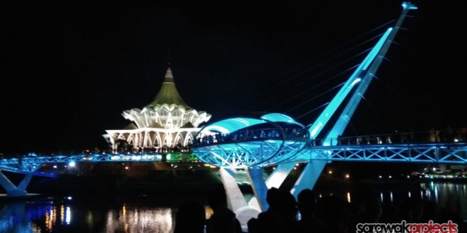 Darul Hana S-Shaped Bridge at Waterfront Kuching, Sarawak ...